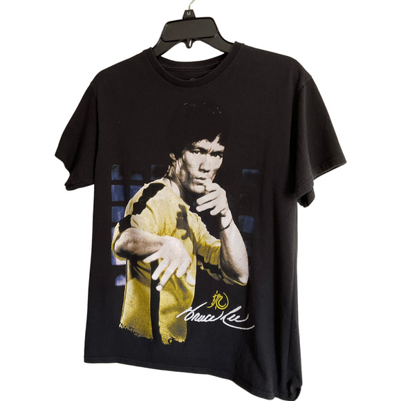 Bruce Lee | Shirts | Bruce Lee Tshirt Mens Medium Cotton Graphic Print ...